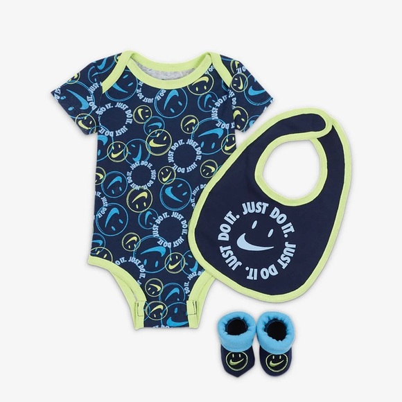 Nike | Matching Sets | Nike 3 Piece Set 6 Months Bodysuit Bib Booties ...
